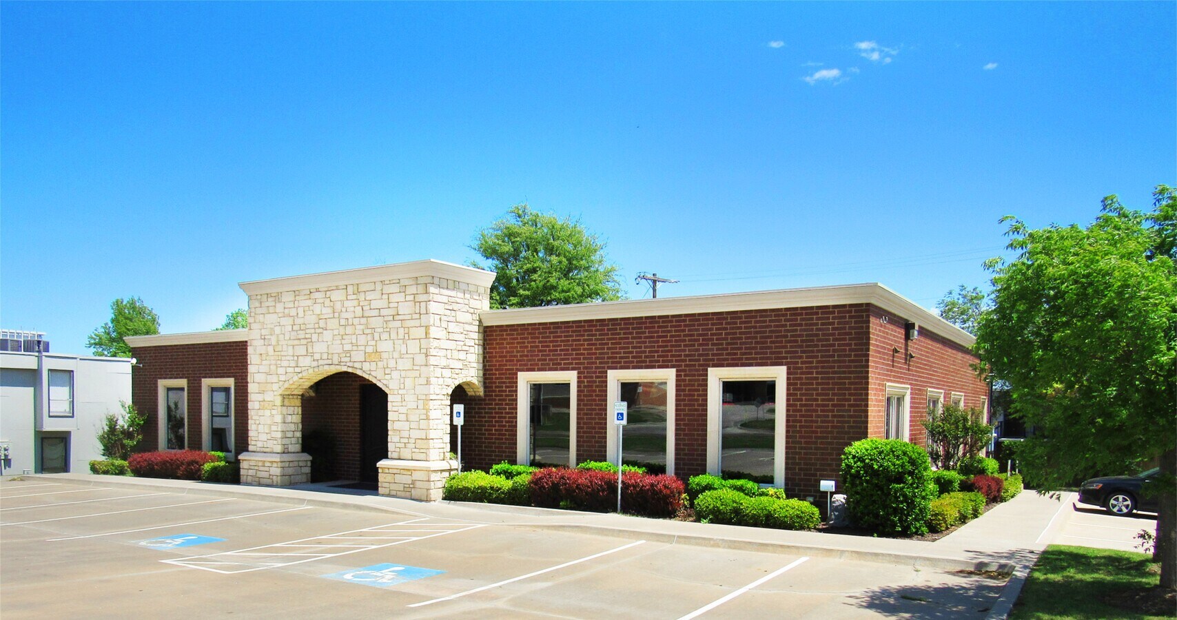 5500 N Portland Ave, Oklahoma City, OK 73112 | LoopNet