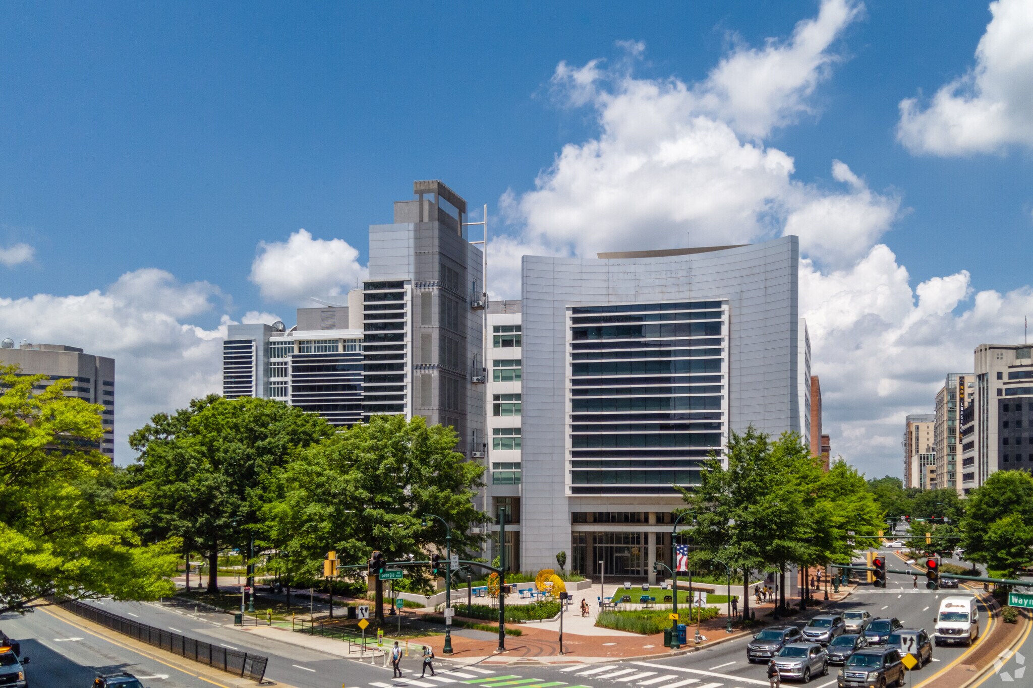 1 Inventa Pl, Silver Spring, MD 20910 - Inventa Towers | LoopNet