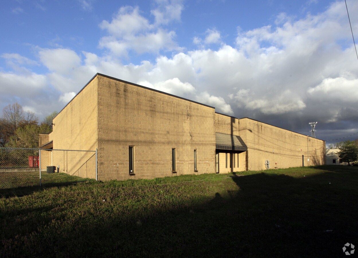 260 Geiger Rd, Philadelphia, PA 19115 | LoopNet