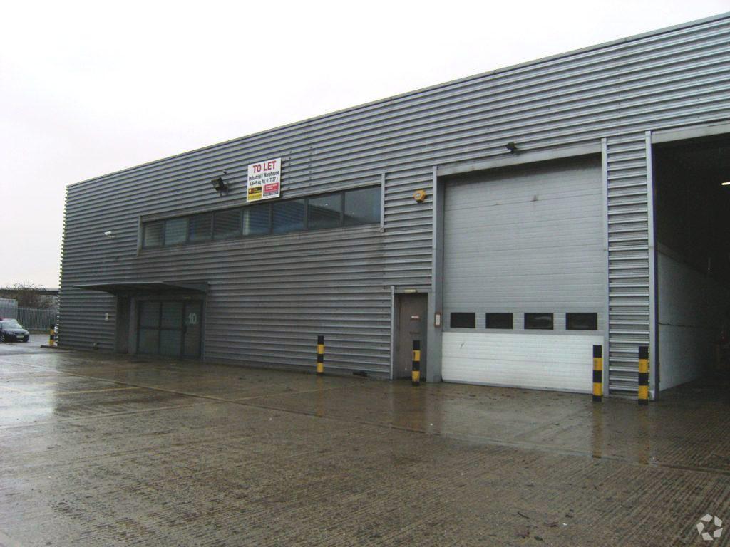 Portfield Rd, Portsmouth, PO3 5SF | LoopNet