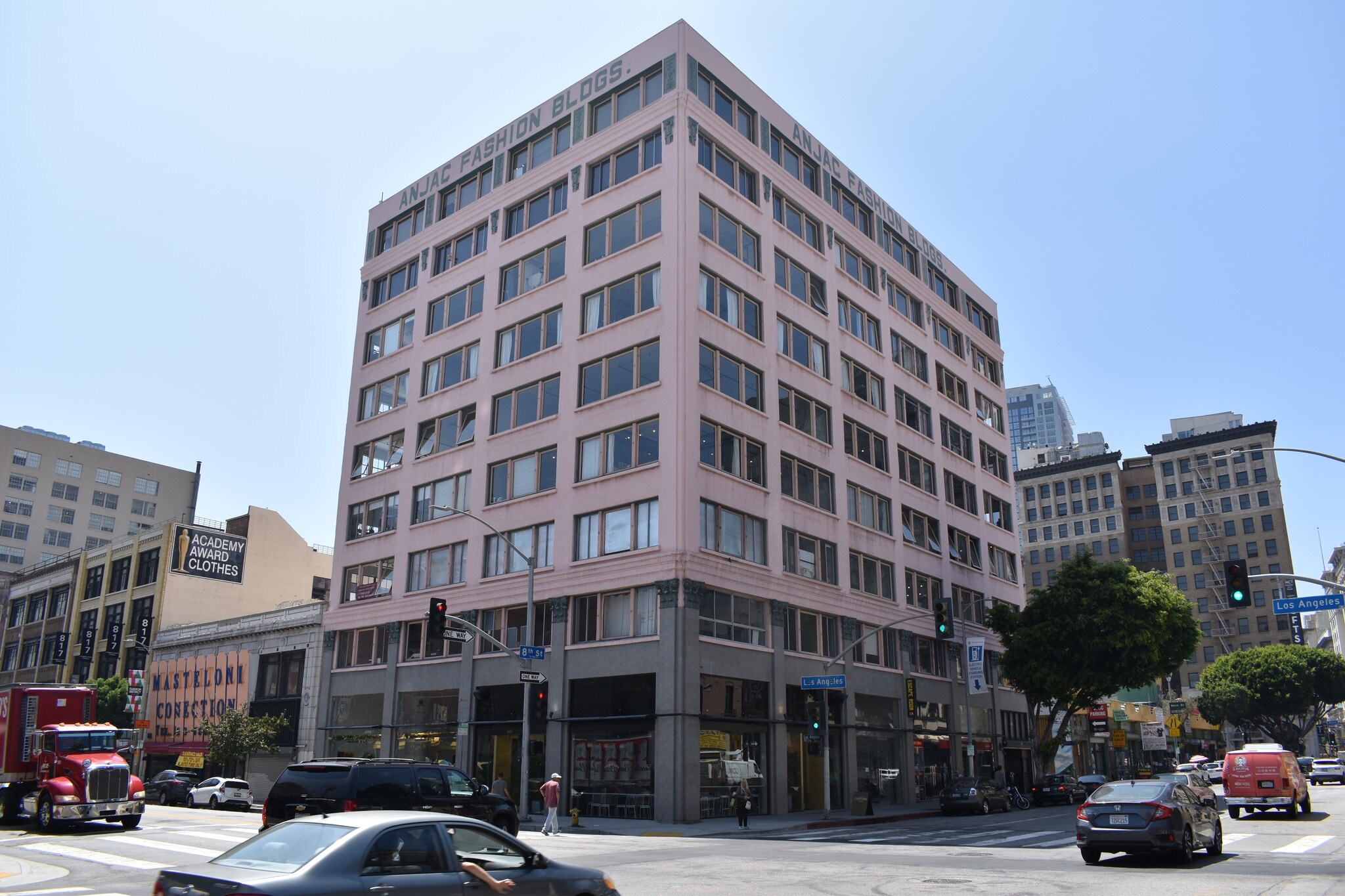 120 E 8th St Los Angeles Ca 90014 801 S Los Angeles St Llc Loopnet