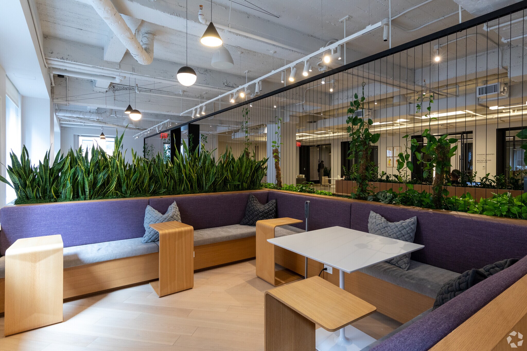 530 Fifth Ave, New York, NY 10036 - Convene 530 Fifth Avenue | LoopNet