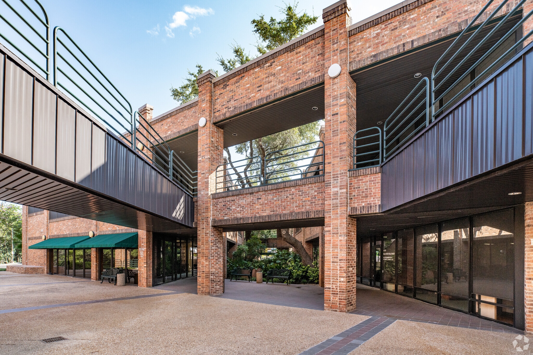 4201 Bee Caves Rd, Austin, TX 78746 - The Schoolyard | LoopNet