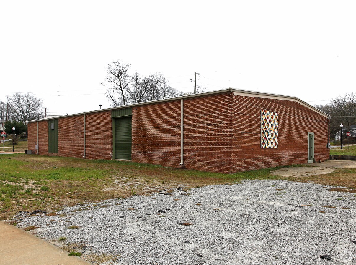 4505 Atlanta St, Powder Springs, GA 30127 | LoopNet