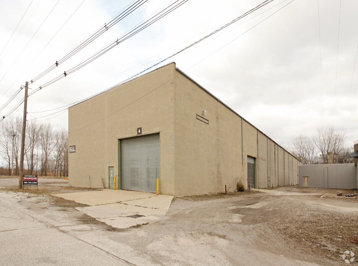 1846 N Trumbull St, Bay City, MI 48708 | LoopNet