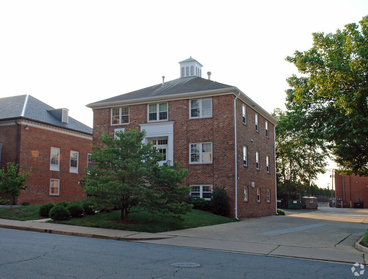 108 N Virginia Ave, Falls Church, VA 22046 | LoopNet