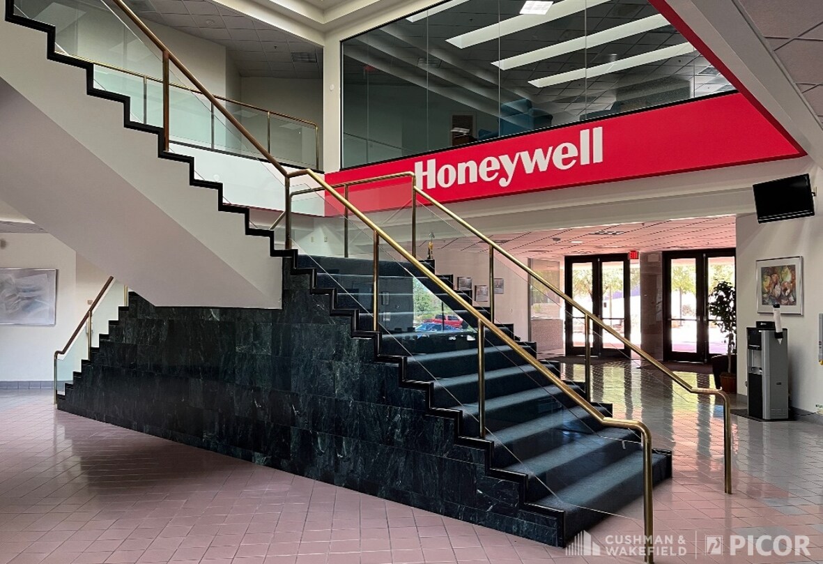 11100 N Oracle Rd, Tucson, AZ 85737 - Honeywell Office/Research Campus ...