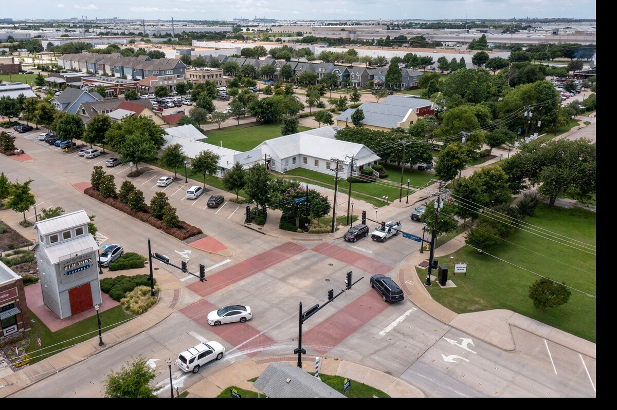 Main Street Entrance Into Old Town, Coppell, TX 75019 | LoopNet