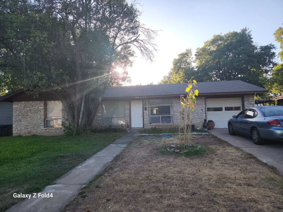 6708 Modesto St, Austin, TX 78757 | LoopNet