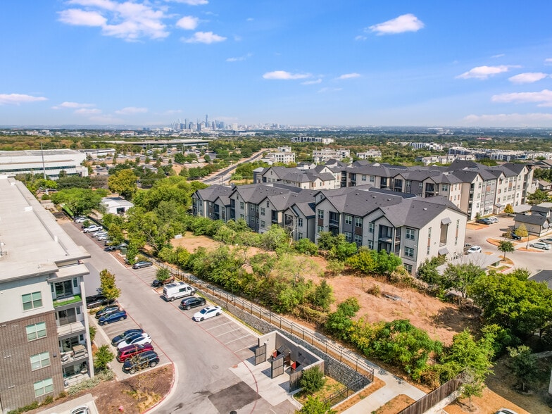 2501 Montopolis Dr, Austin, TX 78741 - 2501 Montopolis Dr Warehouse/CS LOT | LoopNet