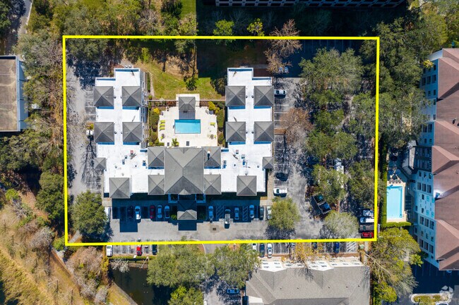 Commercial Real Estate for Sale | LoopNet