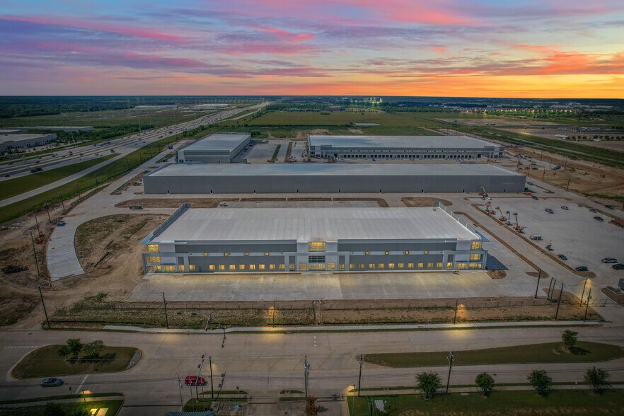 2304 Reed Rd, Houston, TX 77051 - Phase 1 - Bldg A | LoopNet