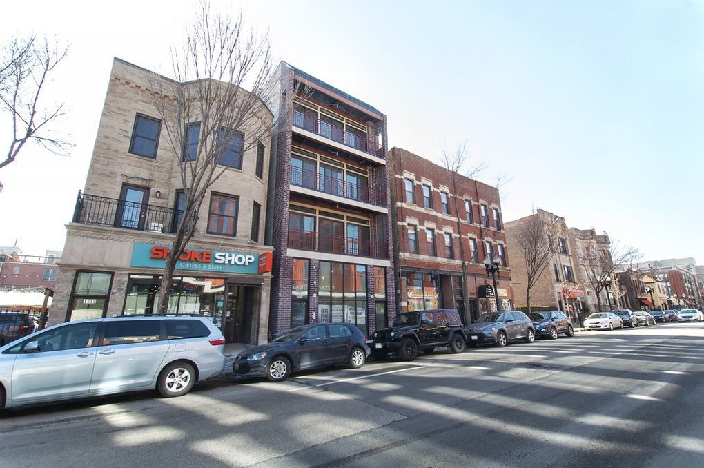 1335 W Taylor St Chicago Il 60607 1335 W Taylor Uic Corridor Little Italy Loopnet
