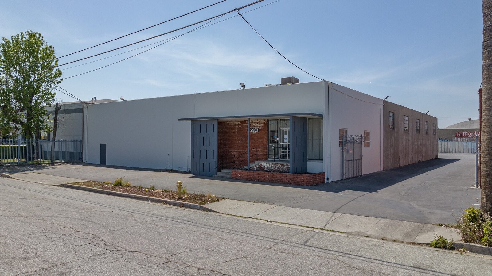 2933 Supply Ave, Commerce, CA 90040 | LoopNet