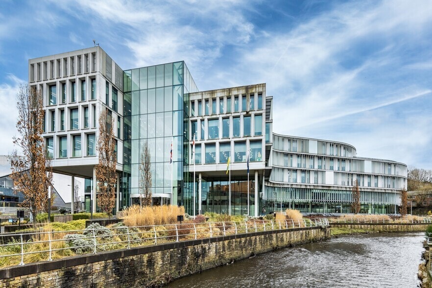 Smith St, Rochdale, OL16 1XU - Number One Riverside | LoopNet