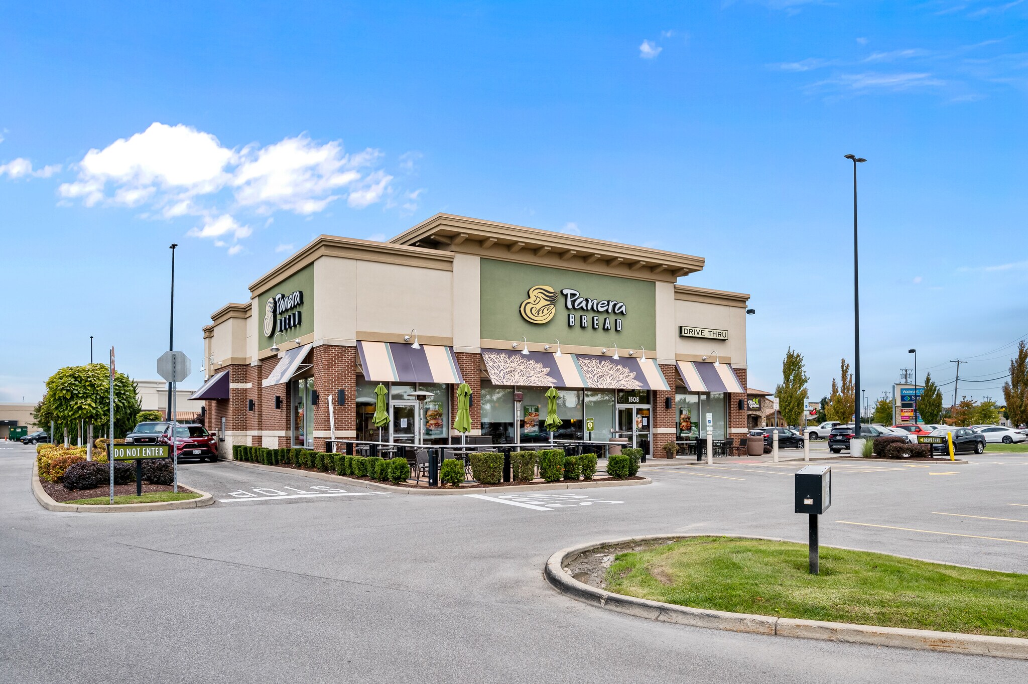 1570 Military Rd, Niagara Falls, NY 14304 - LaSalle Center | LoopNet