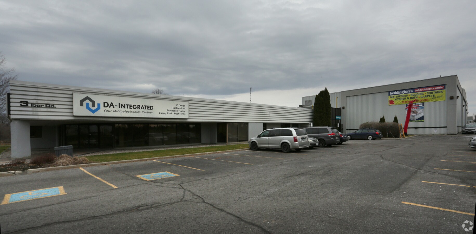 3 Iber Rd, Ottawa, ON K2S 1E6 | LoopNet