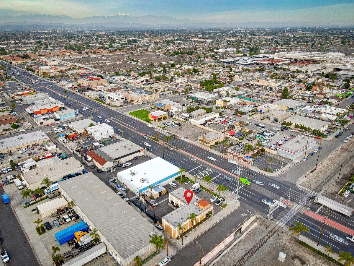 10711 Beach Blvd, Stanton, CA 90680 - Retail for Sale | LoopNet