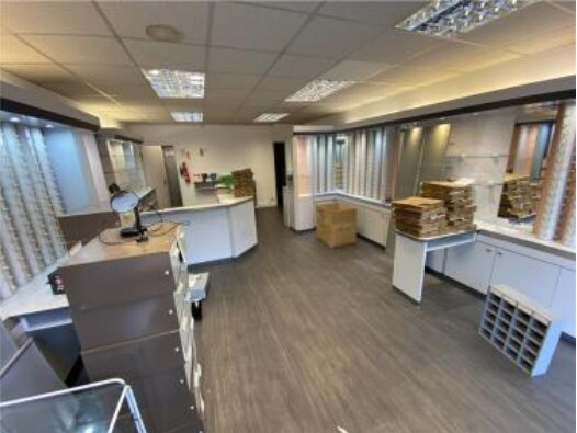 12 Moor Ln, Clitheroe, BB7 1BE | LoopNet