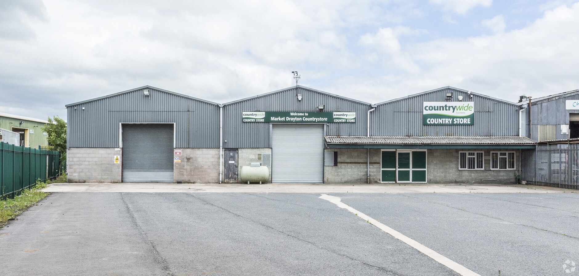 Adderley Rd, Market Drayton, TF9 3SW | LoopNet