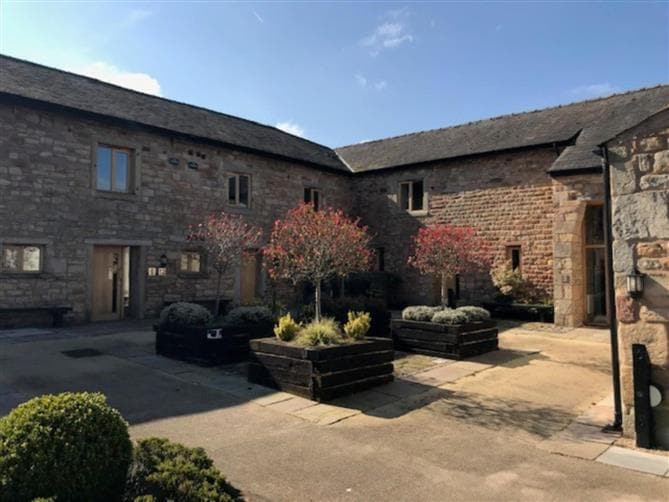 Salesbury Hall Rd, Ribchester, PR3 3XR - Manor Court | LoopNet