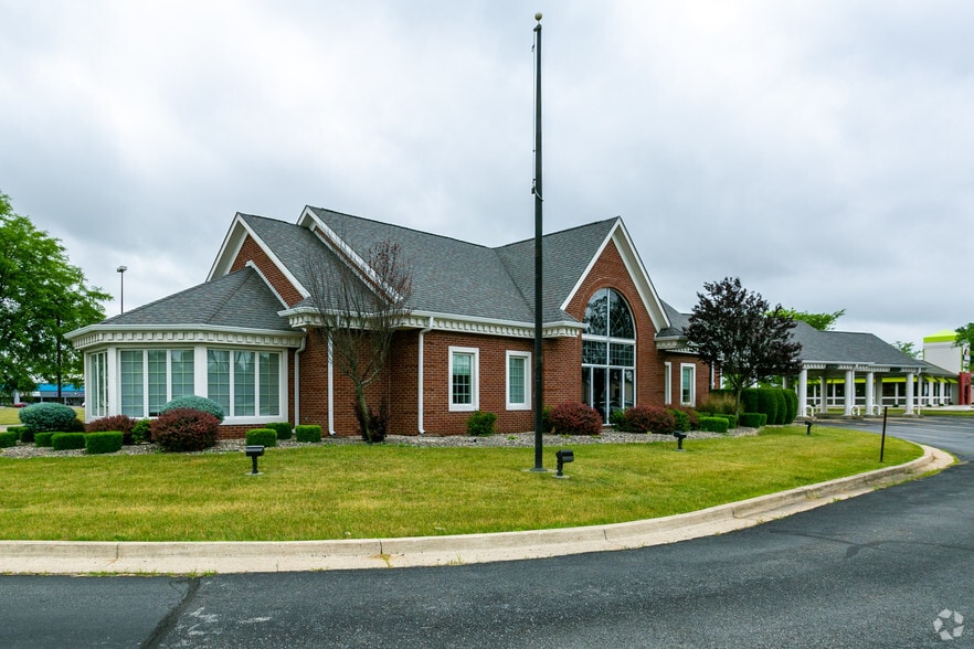 4304 S Scatterfield Rd, Anderson, IN 46013 | LoopNet