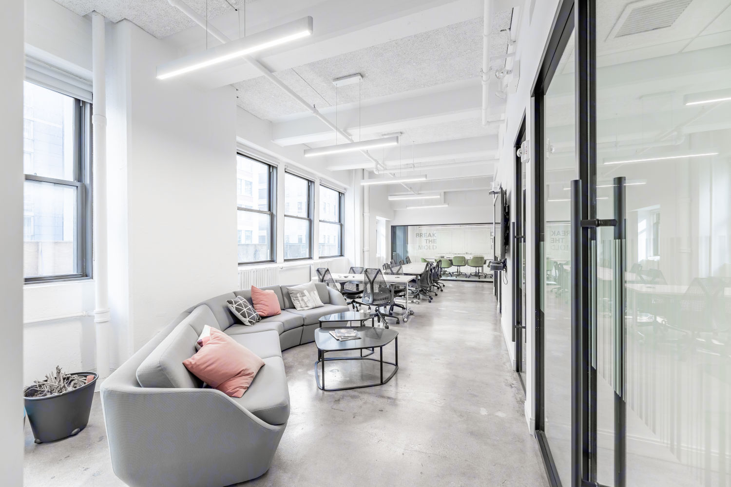 180 Varick St, New York, NY 10014 - Office for Lease | LoopNet.com