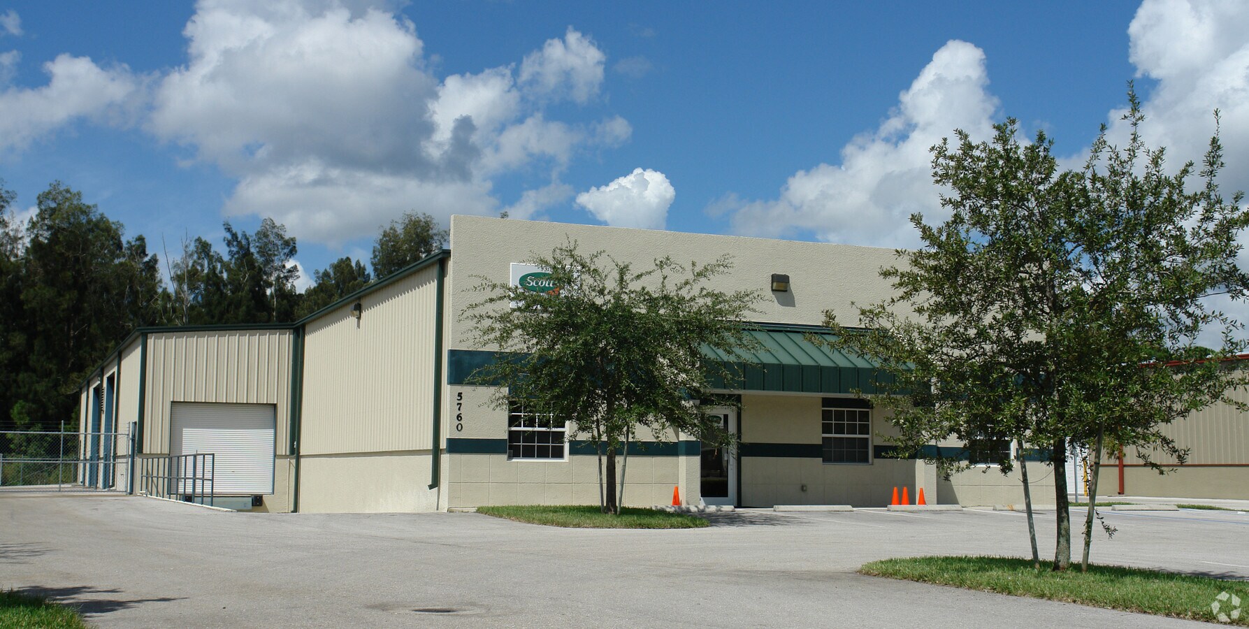 5760 ZIP Dr, Fort Myers, FL 33905 | LoopNet