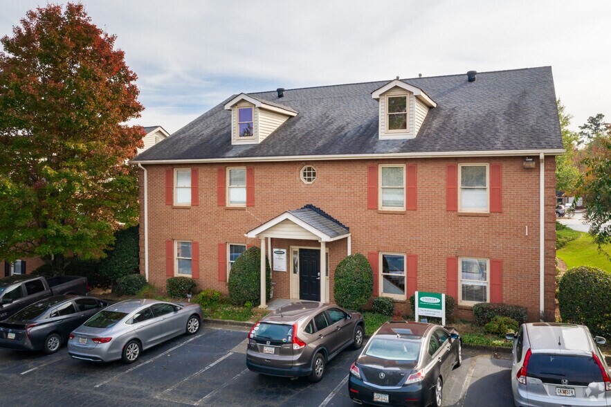 2440 Sandy Plains Rd Marietta Ga 30066 1 Loopnet