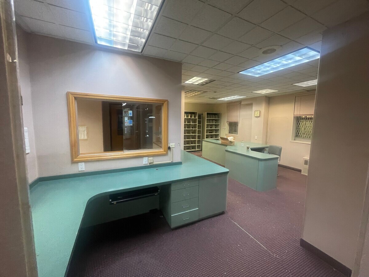 1245 Avenue X, Brooklyn, NY 11235 | LoopNet