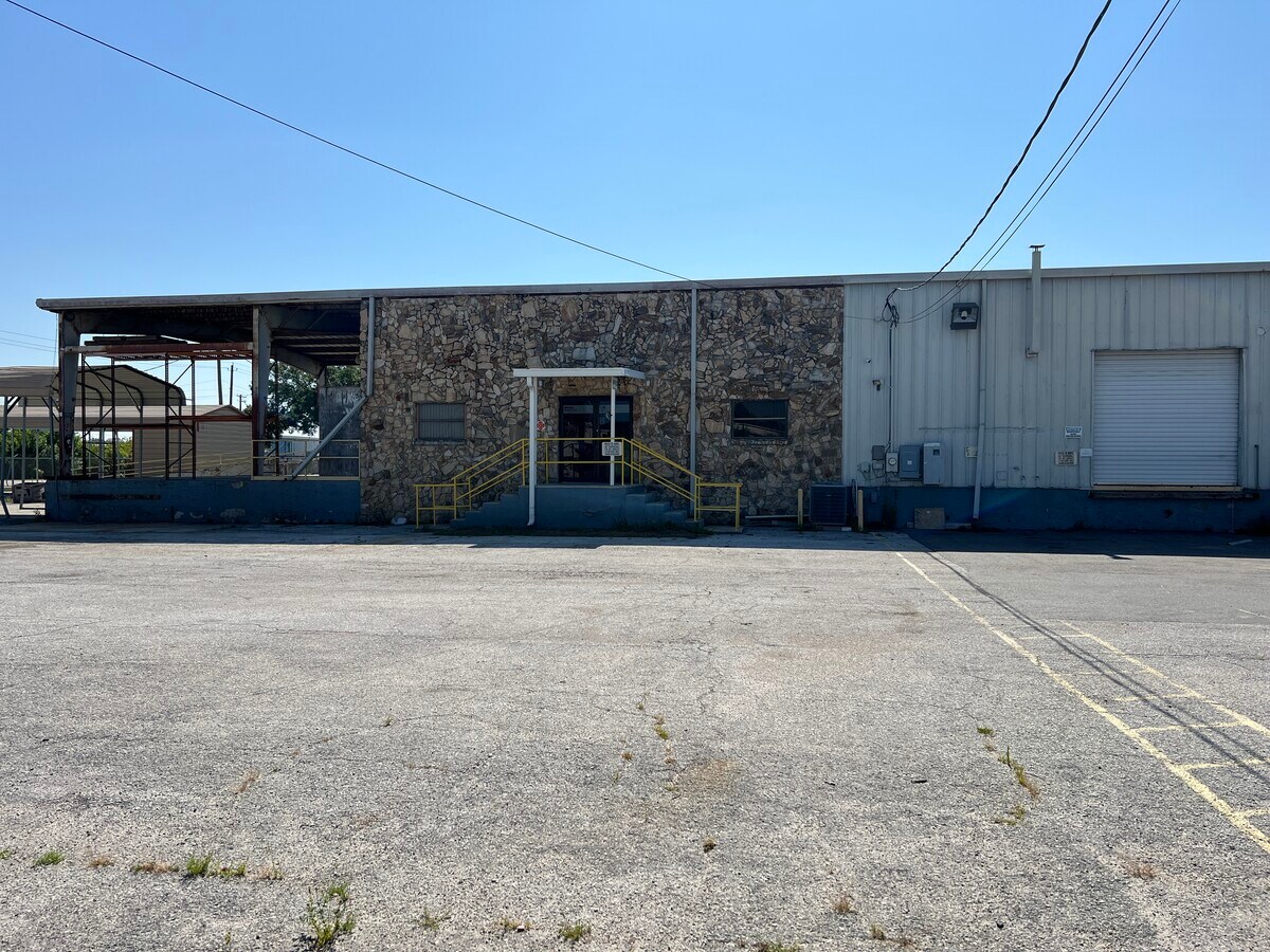 2210 Peerless Rd, Mulberry, FL 33860 | LoopNet