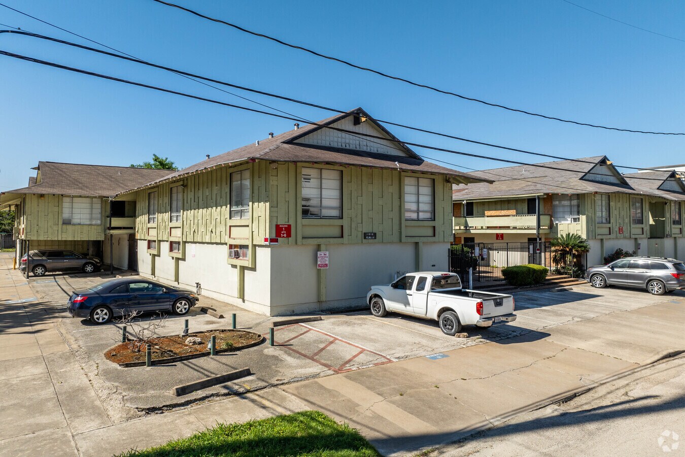 1919 W Main St, Houston, TX 77098 | LoopNet