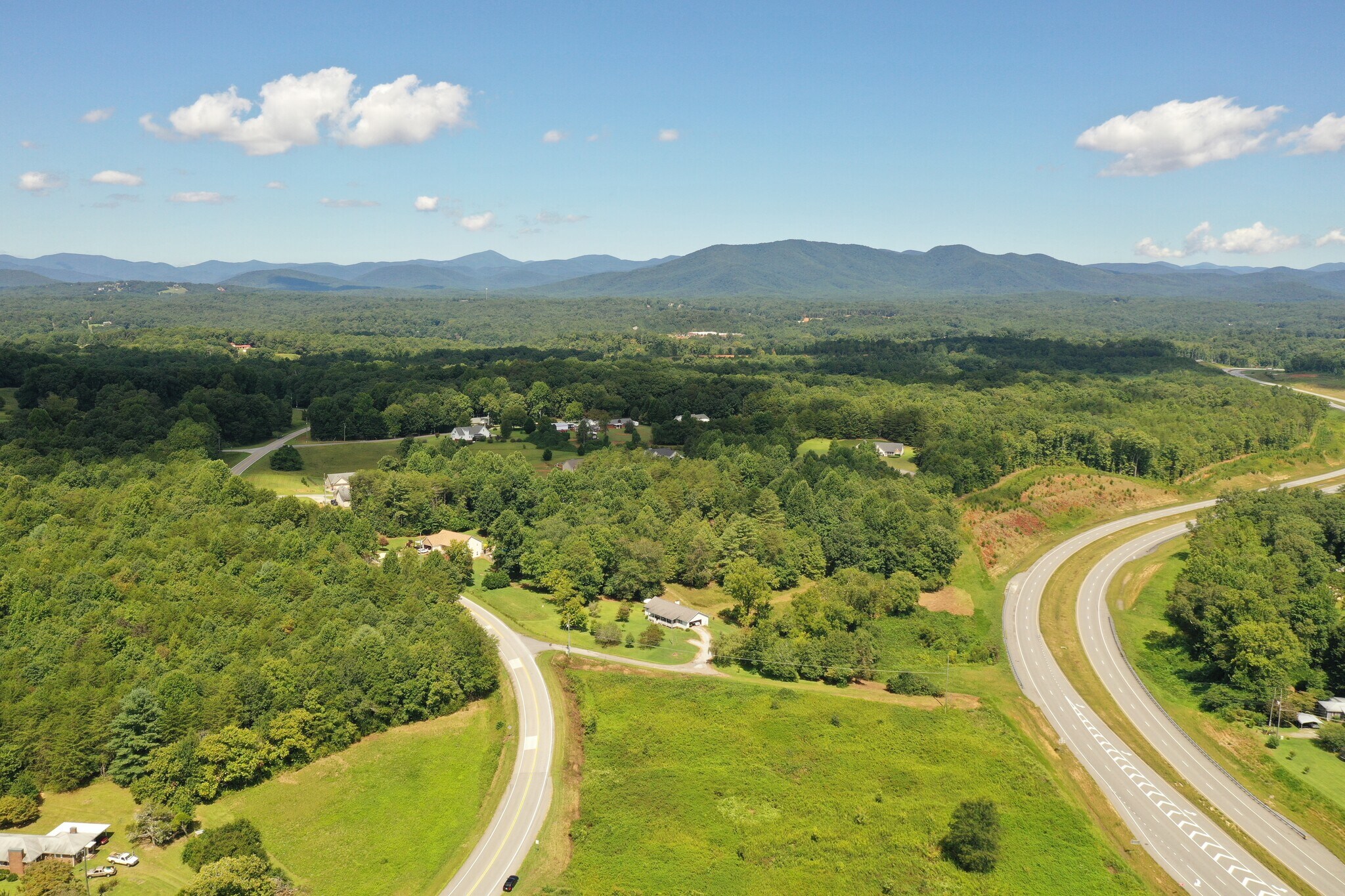 246 Hunt Rd, Cleveland, GA 30528 - 246 Hunt Drive | LoopNet