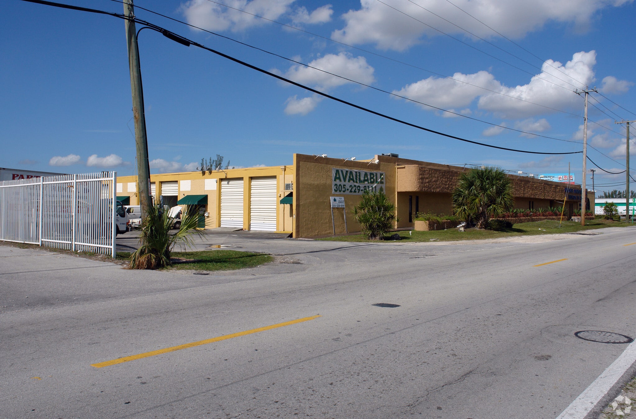 7752-7776 NW 71st St, Miami, FL 33166 - Industrial for Sale | LoopNet