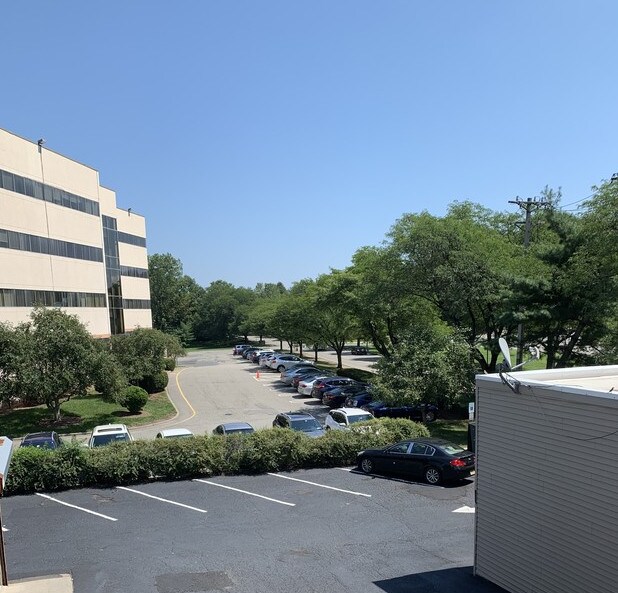 484 N State Rt 17, Paramus, NJ 07652 - Office/Retail for Lease | LoopNet