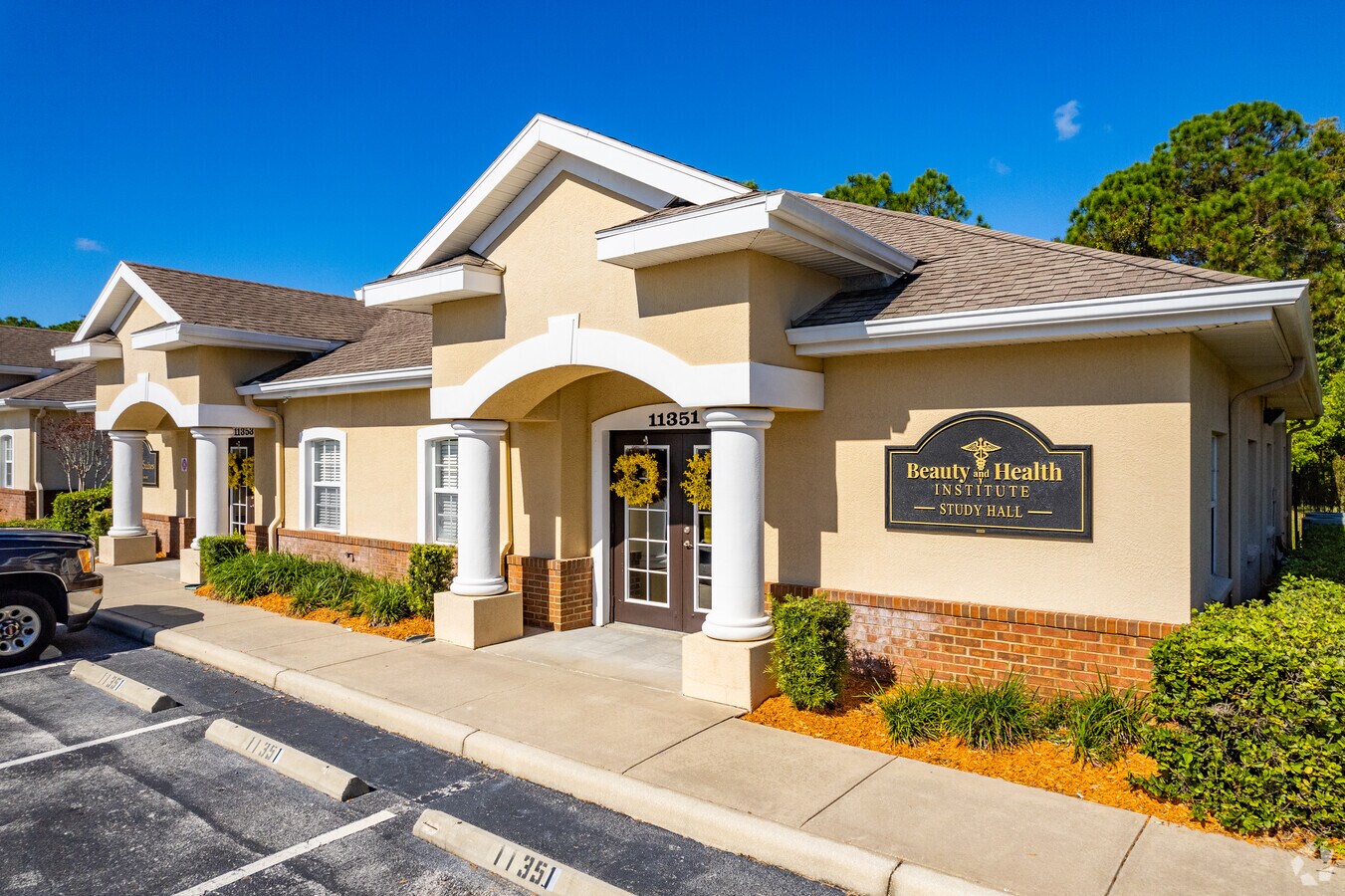 11351 Countryway Blvd, Tampa, FL 33626 - Property Record | LoopNet