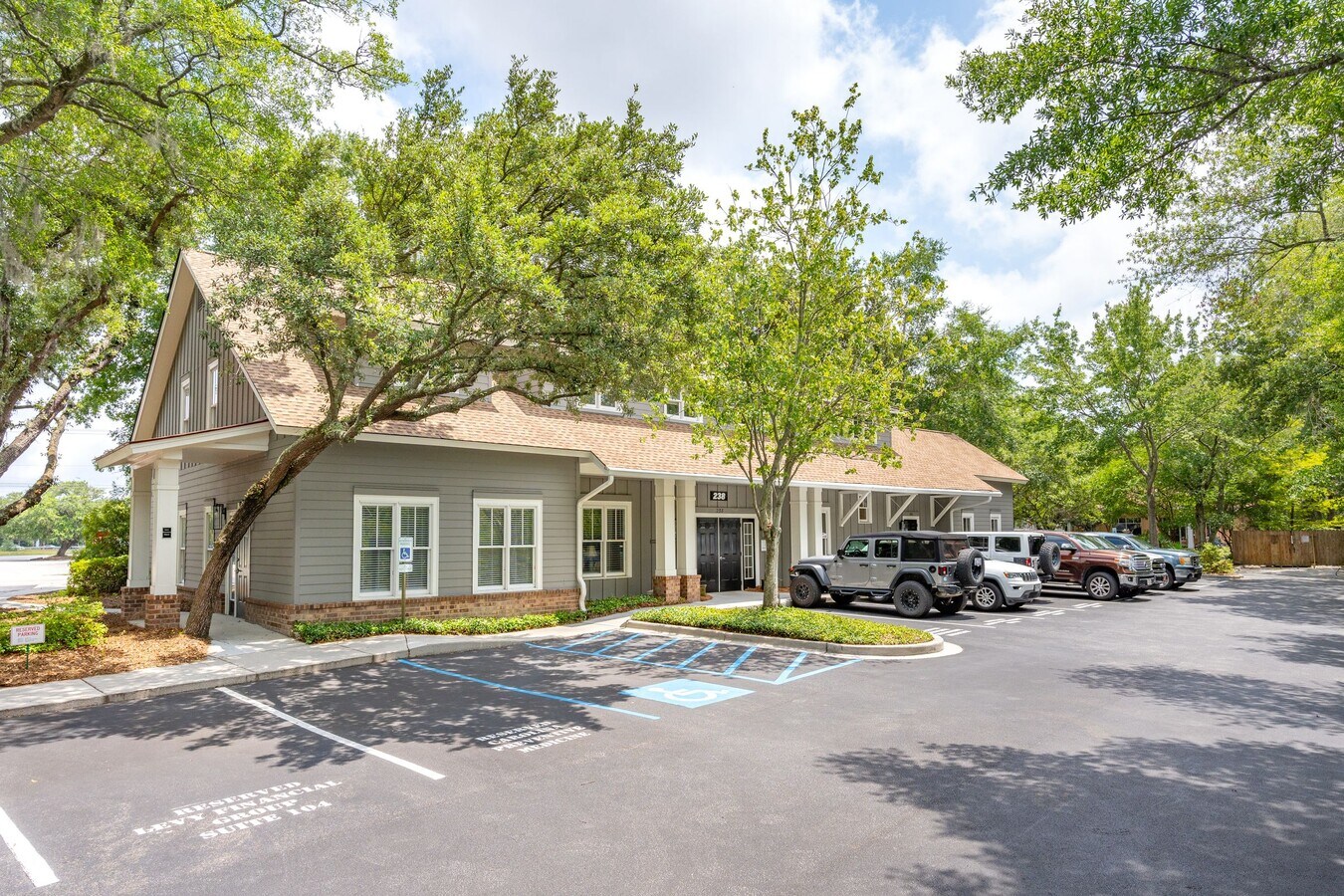 238 Mathis Ferry Rd, Mount Pleasant, SC 29464 - Office for Sale | LoopNet