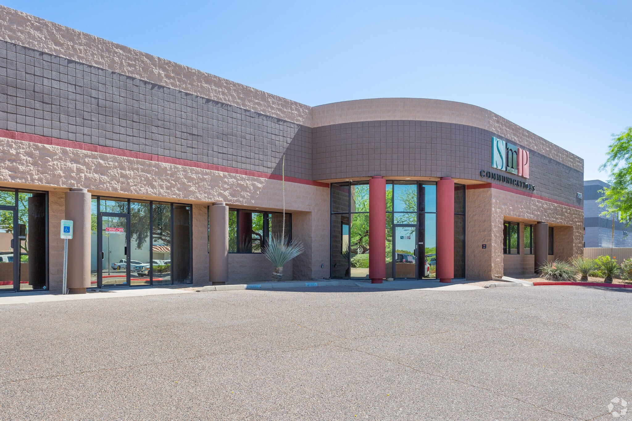 7626 E Greenway Rd, Scottsdale, AZ 85260 - Office for Lease | LoopNet