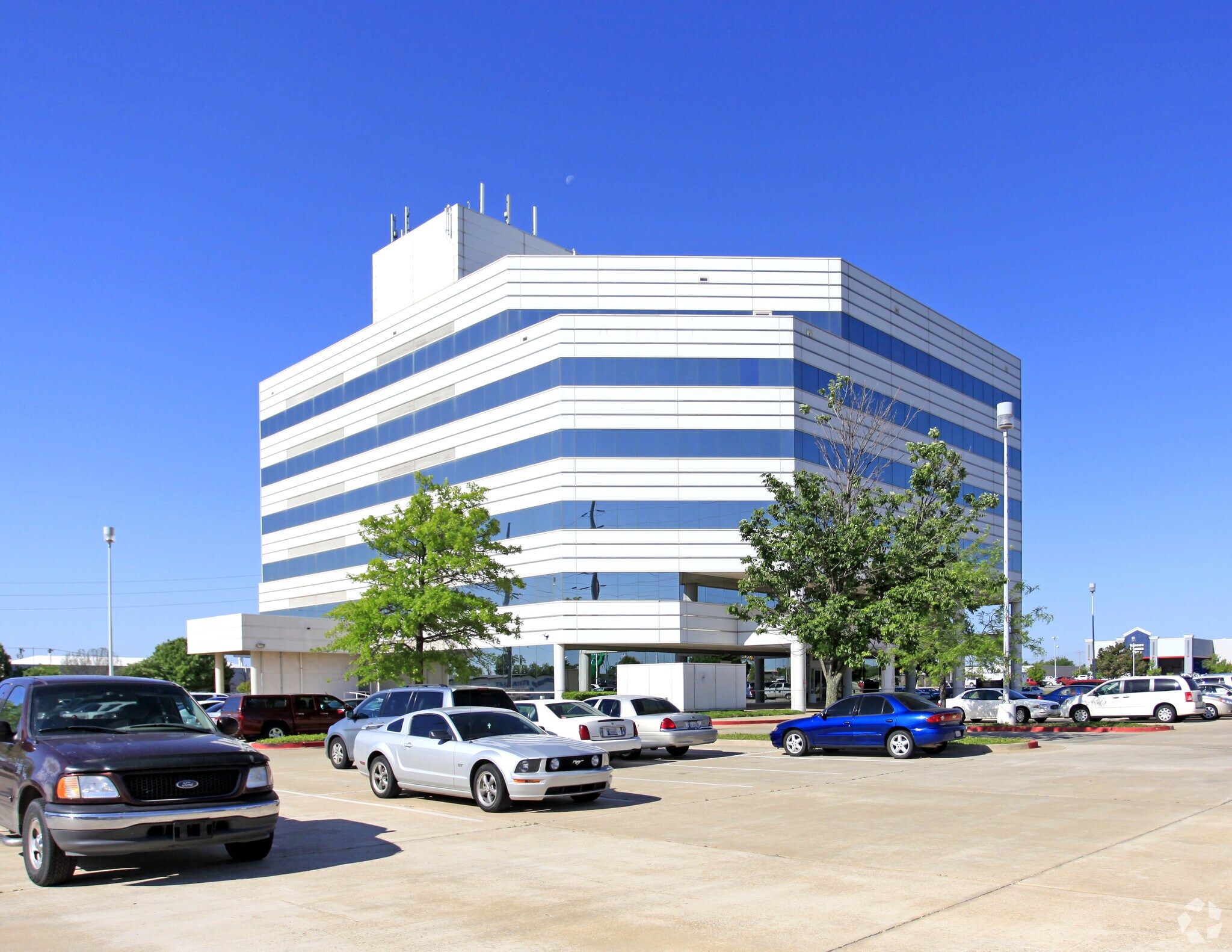 3800 N May Ave, Oklahoma City, OK 73112 - Baptist Building | LoopNet