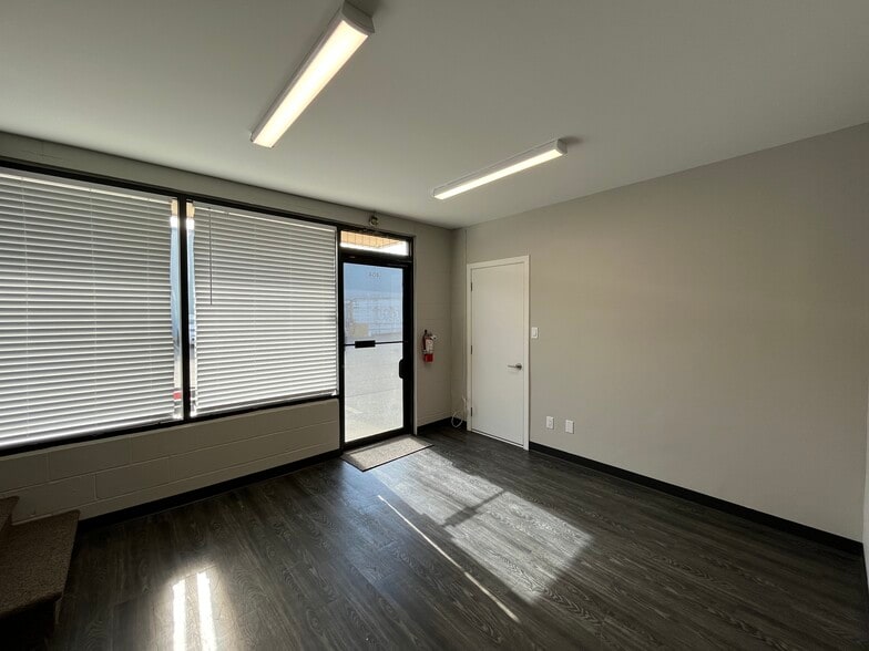 20381 62 Av, Langley, BC V3A 5E6 | LoopNet