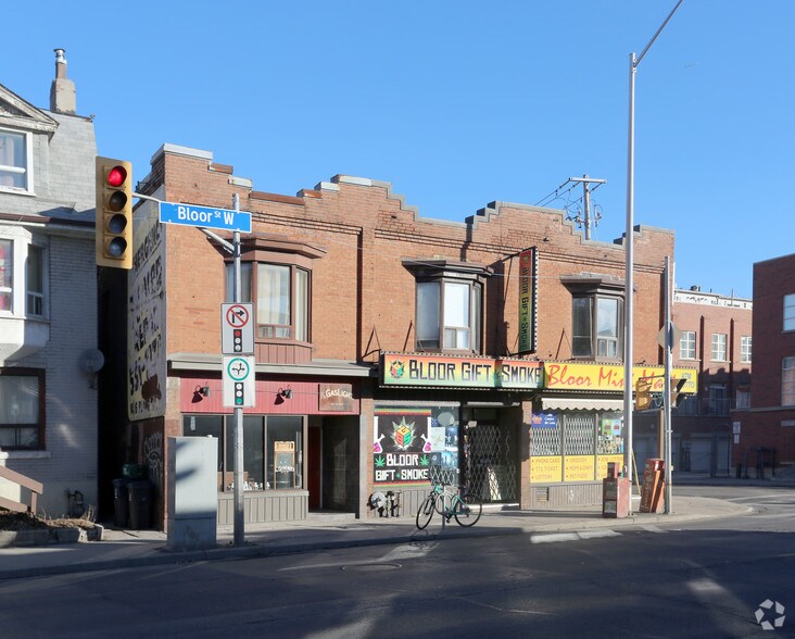 1422-1424 Bloor St W, Toronto, ON M6P 3L5 | LoopNet