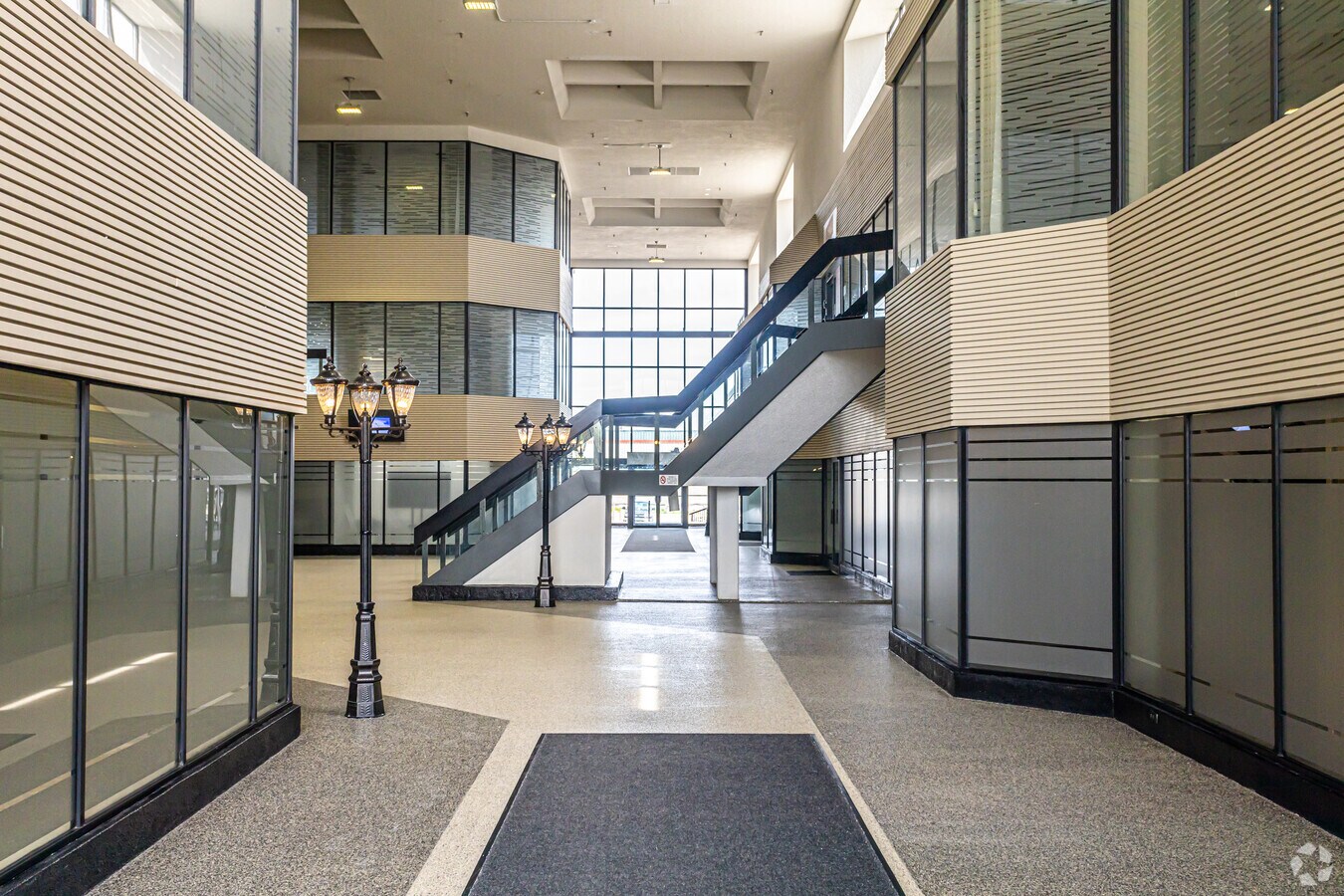 4960-4990 92 Ave NW, Edmonton, AB T6B 2W1 - Edmonton Sun Building | LoopNet