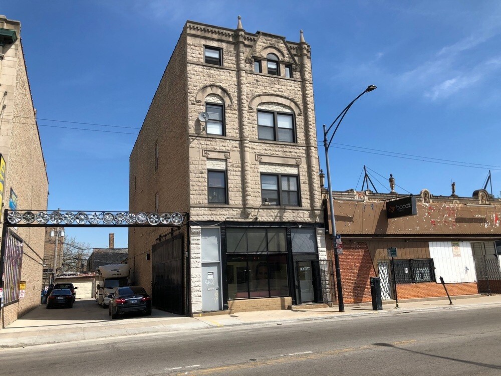 3142-3144 W Cermak Rd, Chicago, IL 60623 | LoopNet