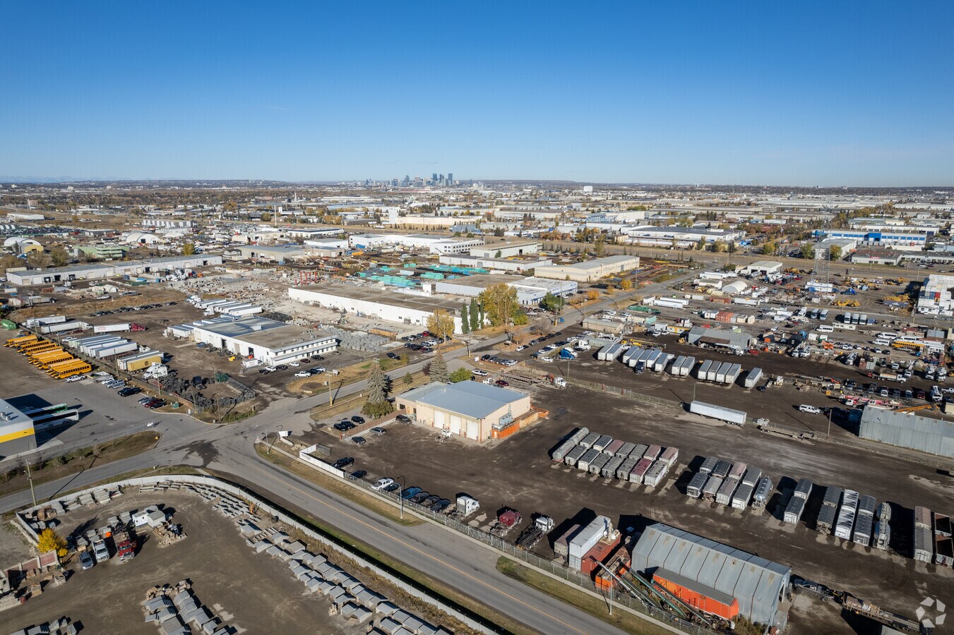 8716 48th St SE, Calgary, AB T2C 2P9 | LoopNet