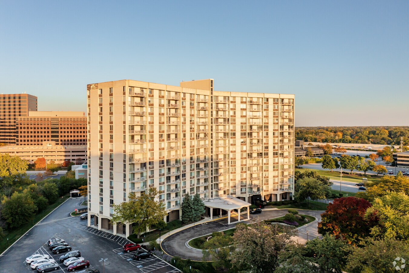 40 N Tower Rd, Oak Brook, IL 60523 | LoopNet