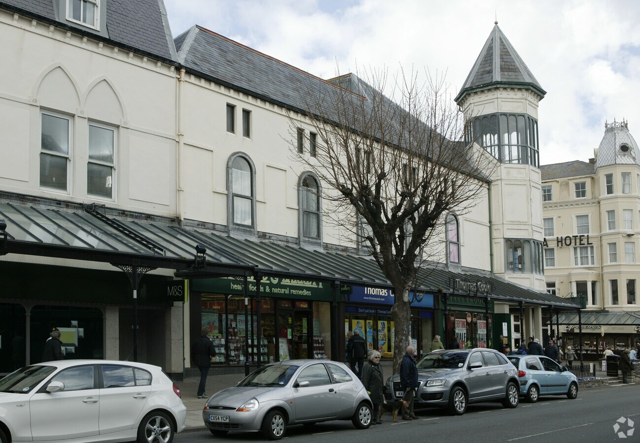 51 Mostyn St, Llandudno, LL30 2NN | LoopNet