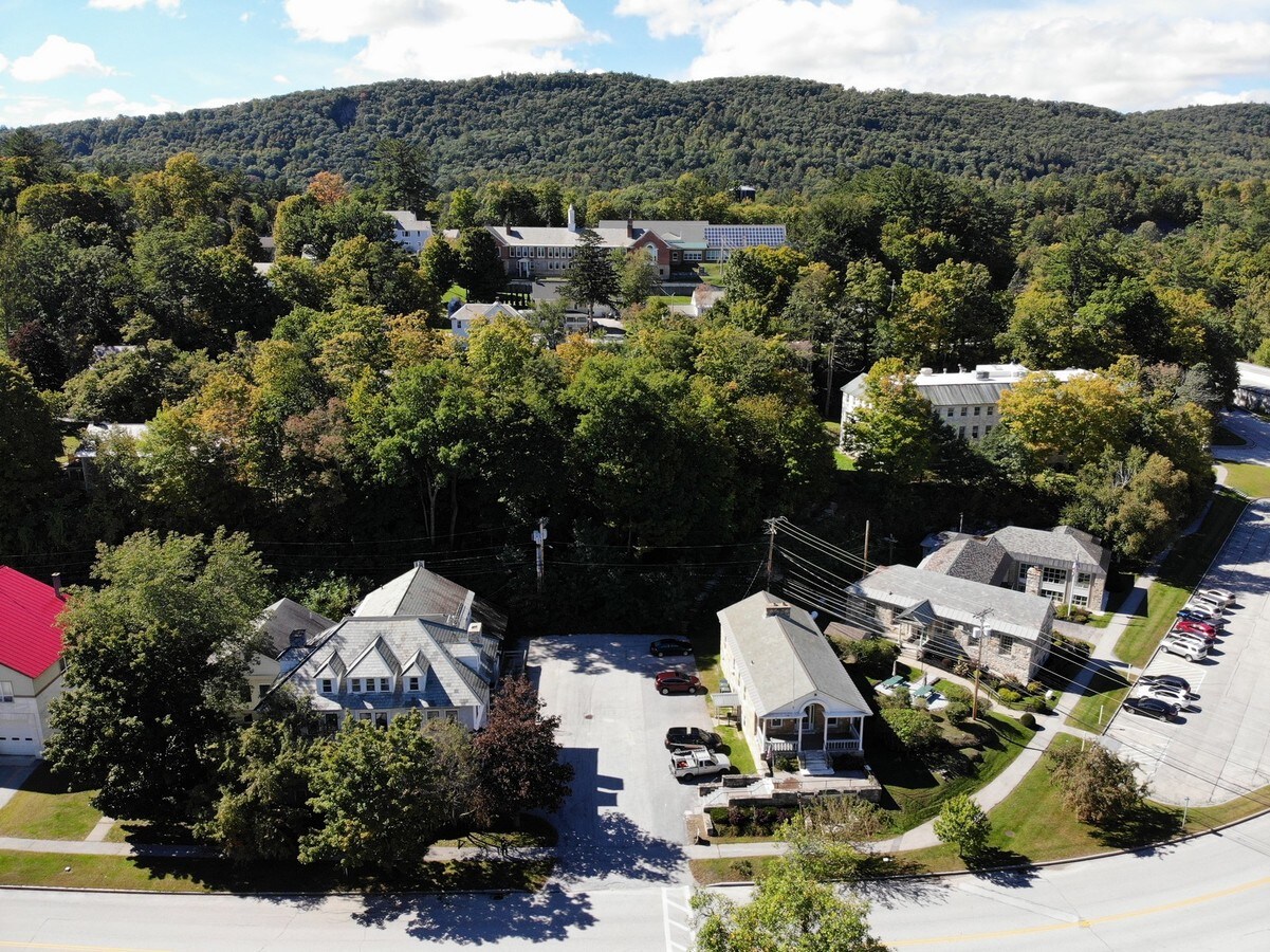 39 Main St, Proctor, VT 05765 | LoopNet