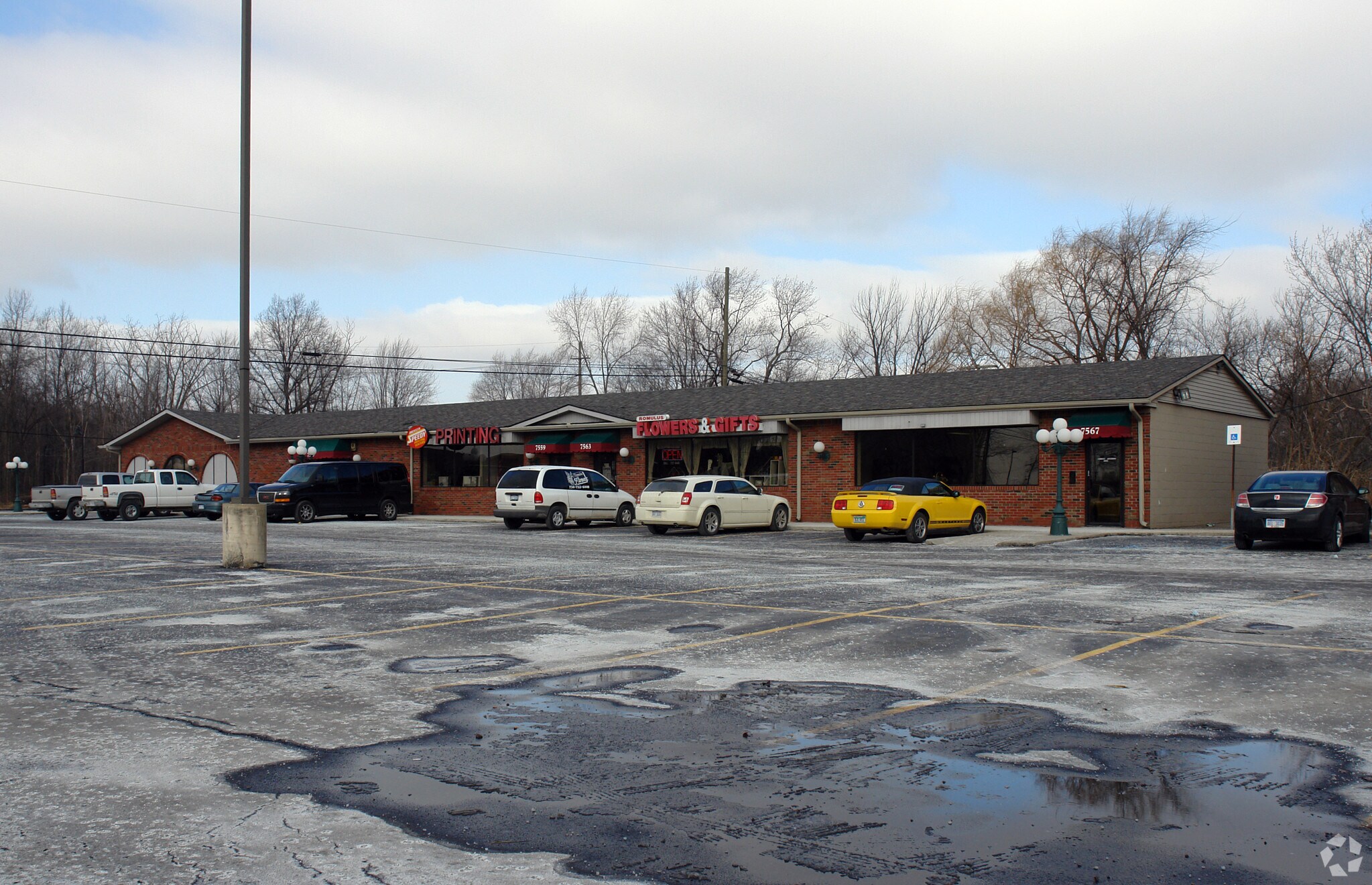 7555-7575 Merriman Rd, Romulus, MI 48174 - Retail for Lease | LoopNet