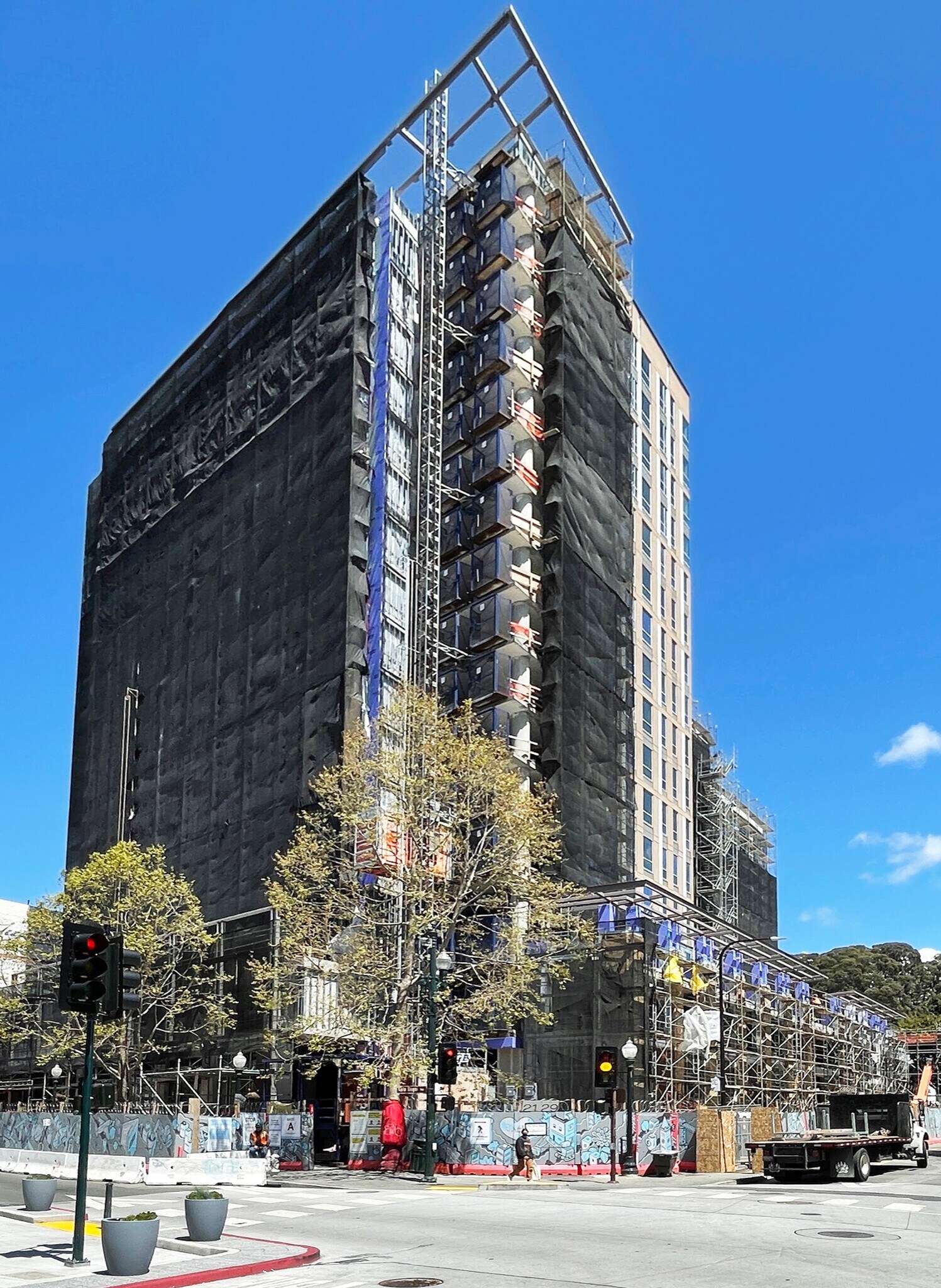2121 Center St, Berkeley, CA 94704 - Ground Floor Retail at New High ...
