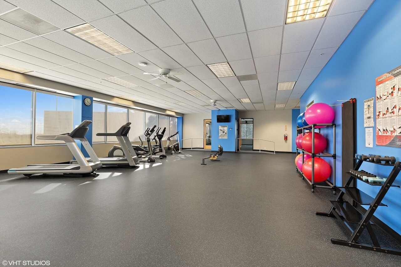 1707 N Randall Rd, Elgin, IL 60123 - Fischer Corporate Center | LoopNet